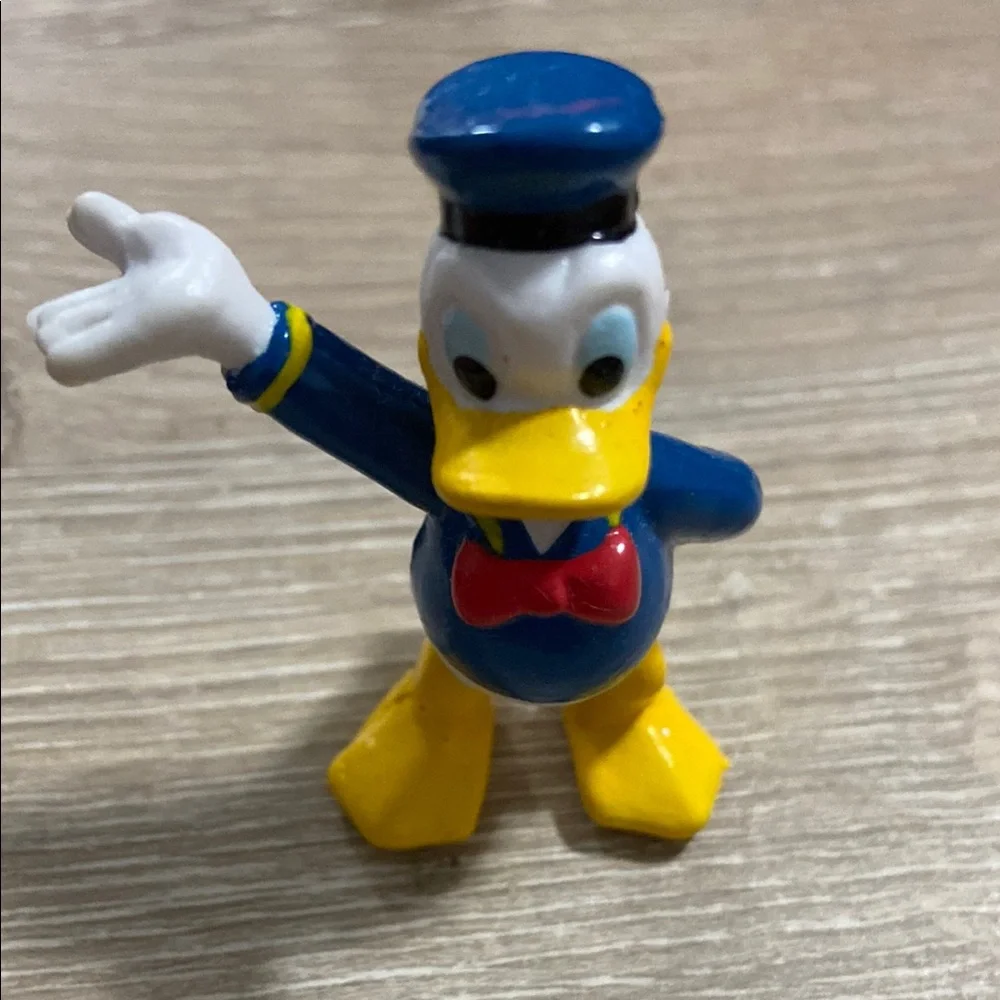 Disney | Toys | Vintage Disney Donald Duck Waving Pvc Figure Cake ...